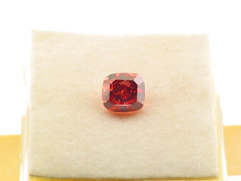 Red Diamonds - Buy Red Diamond Online On Talore Diamonds